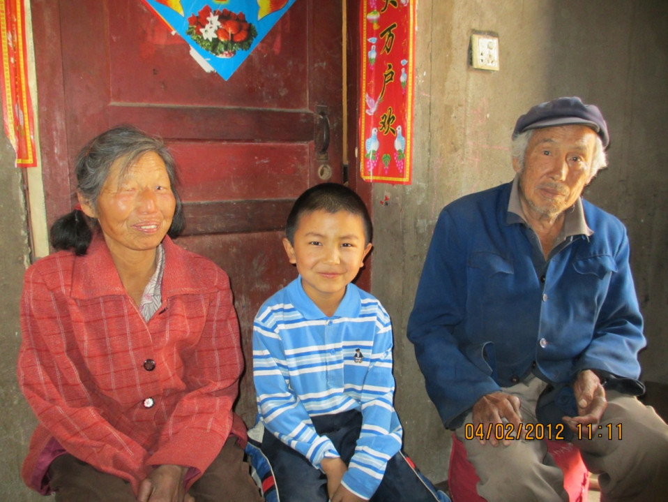 Chinese family - Asian Center for Pentecostal Theology